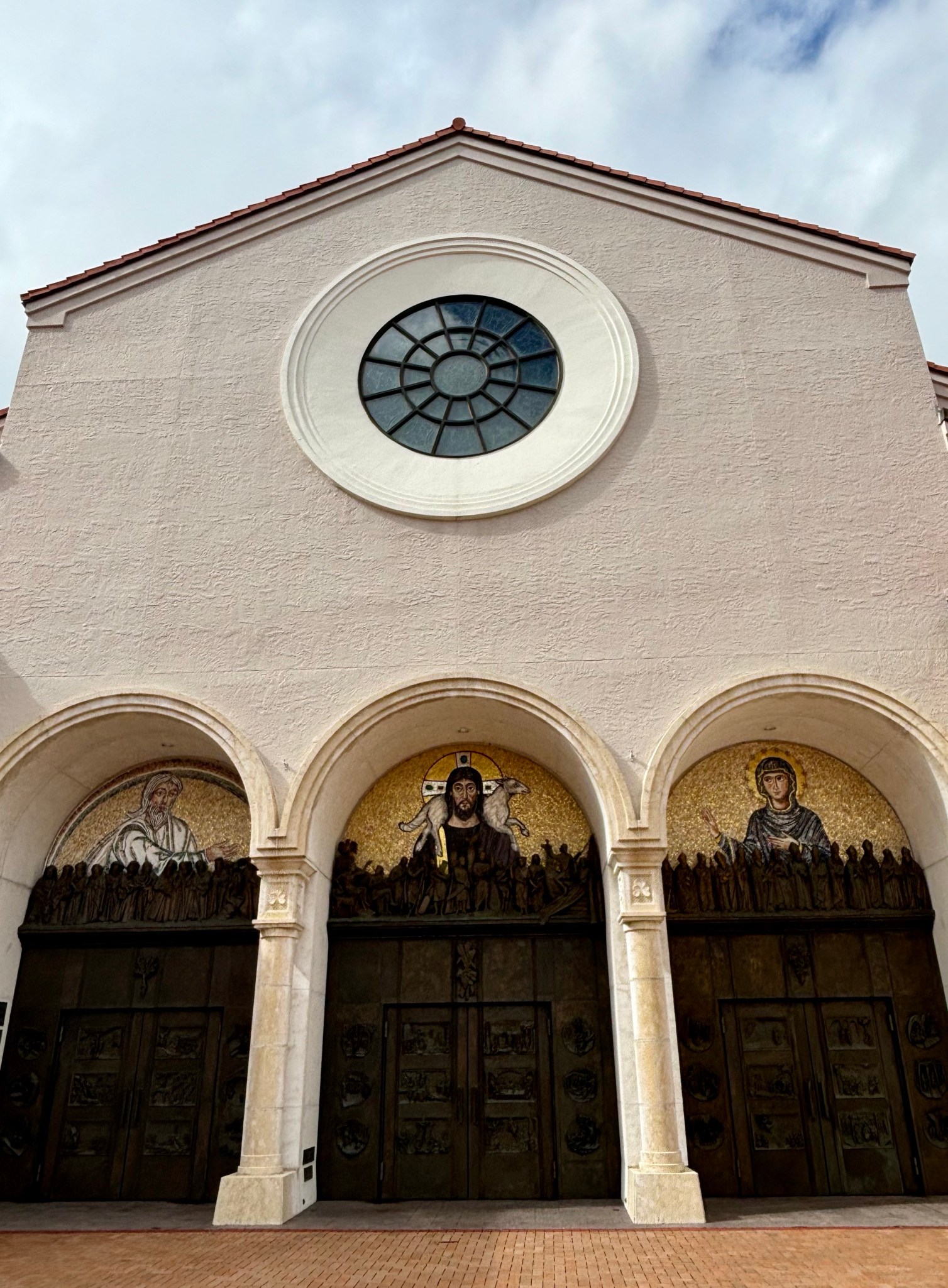 Mary Queen of the Universe: A Spiritual Oasis in the Heart of Orlando ...